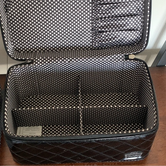 Caboodles | Storage & Organization | Caboodles Black Shiny Vinyl ...